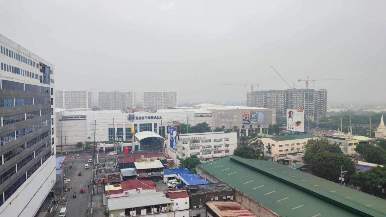 Haze na naobserbahan sa Metro Manila, hindi raw dahil sa Bulkang Taal ...
