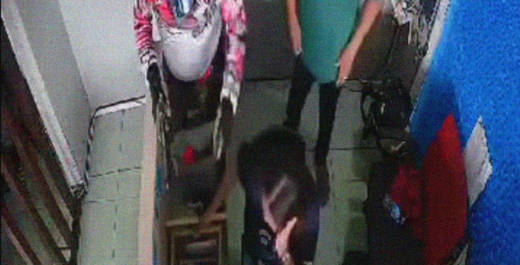 CCTV captures Davao robbery: cash, gadgets stolen - Brigada News