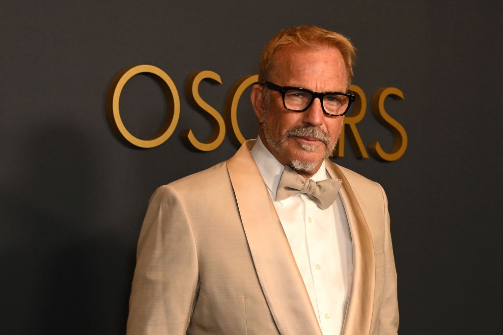 Kevin Costner shock: Yellowstone star snaps over Christine Baumgartner ...